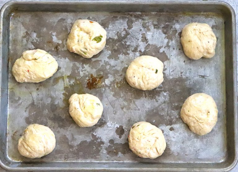 Green Chile Cheese Bagel - New Mexican Foodie